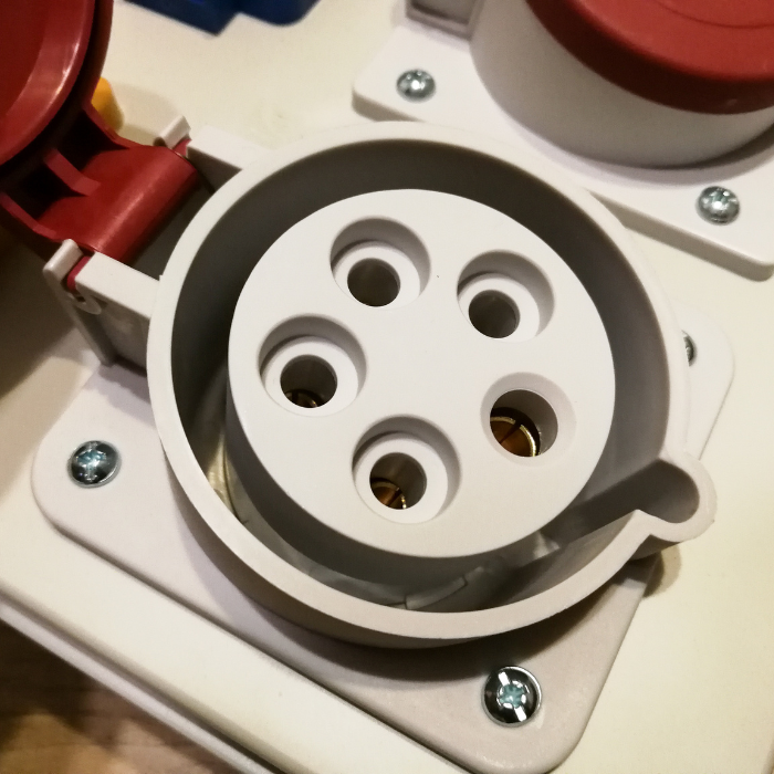 Vancouver Temporary Power Solution - Quick Start Restorations